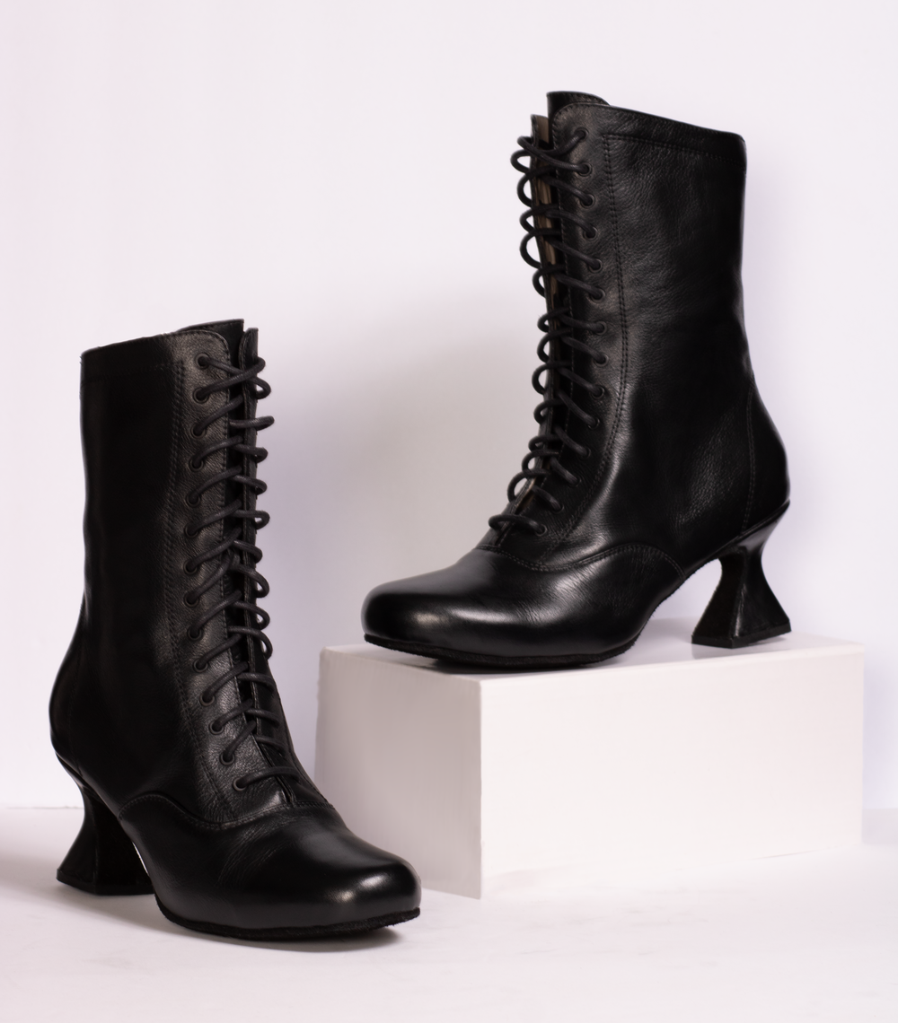 Roxy Boots 2.5" - Black - Luboos